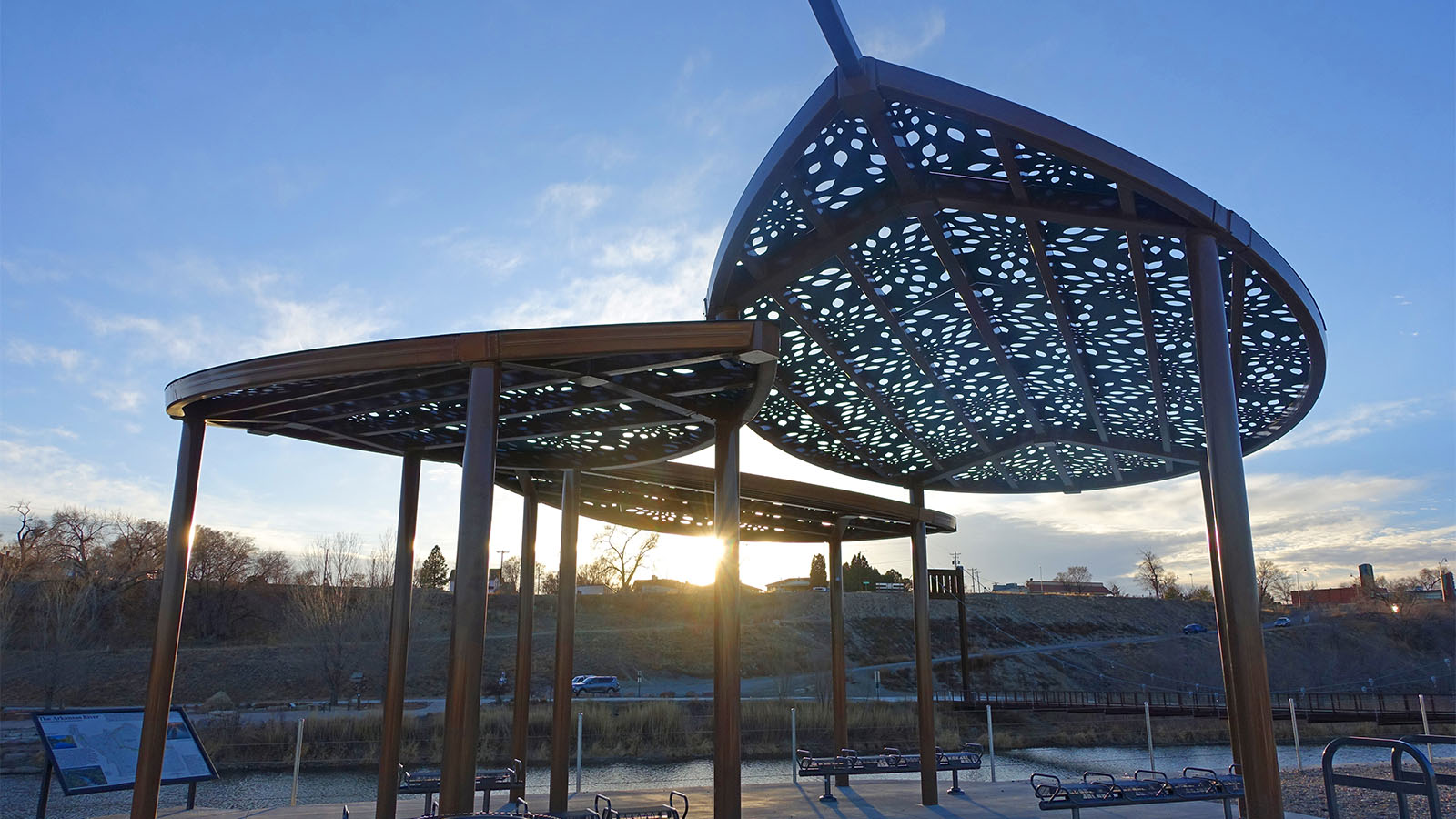 Home [www.poligon.com]